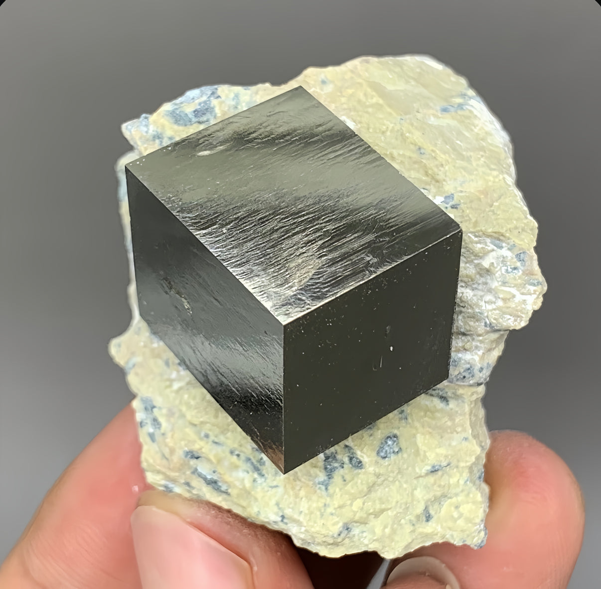 Spanish Natural Cube Pyrite Specimen – Ancient Energy